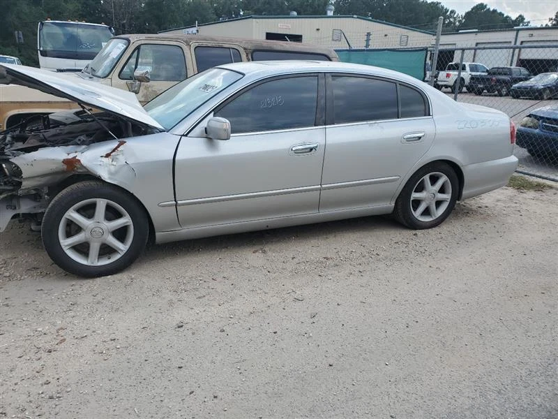 2002 Infiniti Q45 Sedan Models
