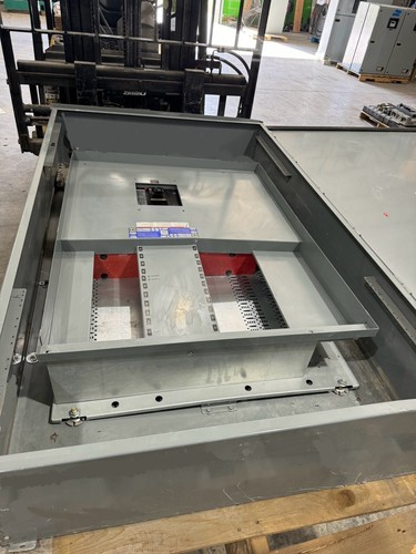 800 amp 3 phase Amp 3r Panel Panelboard 480v/277 main breaker 208v 240v ...