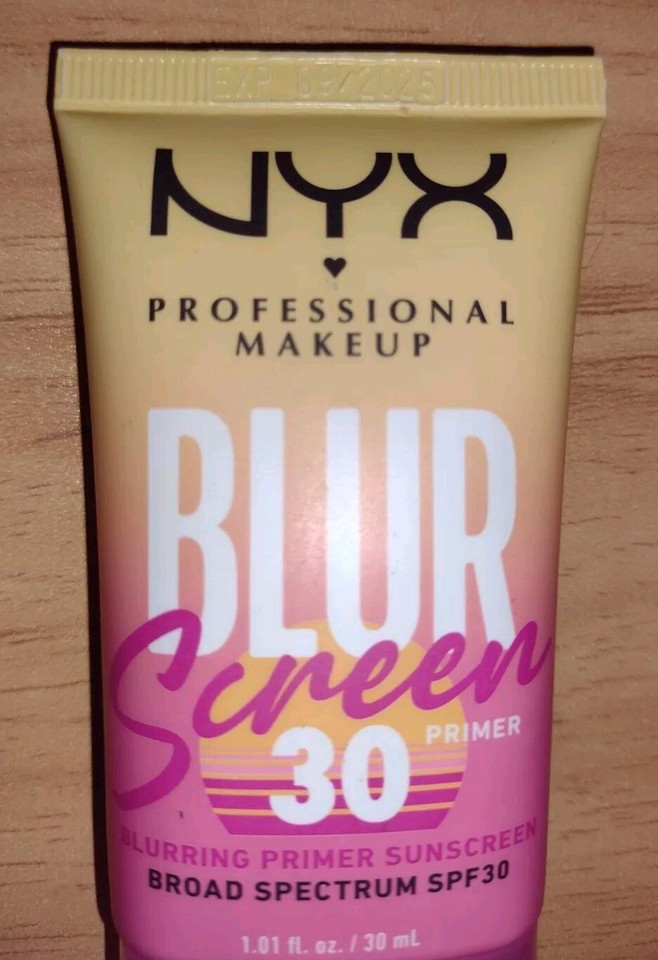 NYX Professional Makeup Blur Screen 30 Blurring Face Primer Sunscreen ...