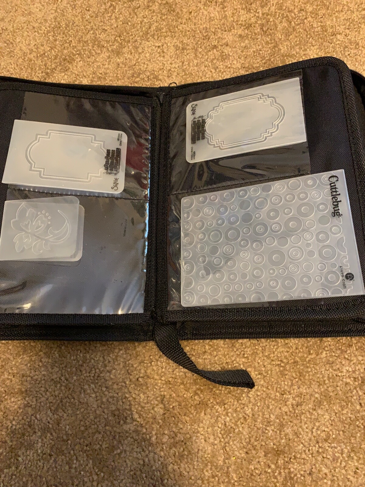 Lot 29 Embossing Folders plus Storage Case Cuttlebug Sizzix Darice | eBay