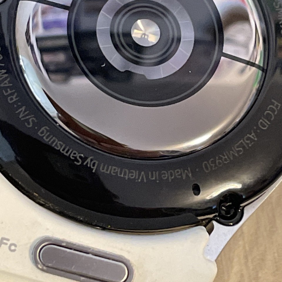 Samsung Galaxy Watch 6 SM-R930 GPS 40mm Sapphire - LIVE DEMO UNIT ...