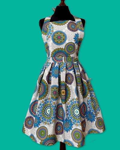 Vintage Kitchen Apron with a Vibrant Pattern | Retro Style | Minor Flaw ...