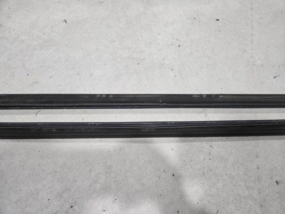 1990-96 Nissan 300zx 2+0 Window Door Molding Weatherstrip Trim Pair Z32 ...