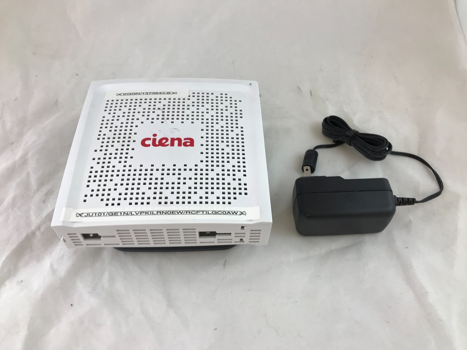 Ciena 3903x Demarcation Switch 170-3903-910 with Power Supply & bracket ...