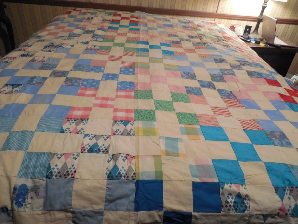 VINTAGE SPRING COLORS COTTON HAND MADE NINE PATCH PATCHWORK QUILT TOP ...