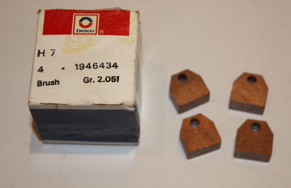 GENUINE Set of Delco Remy Starter Carbon Brush 1976861,1946434, RX95 ...