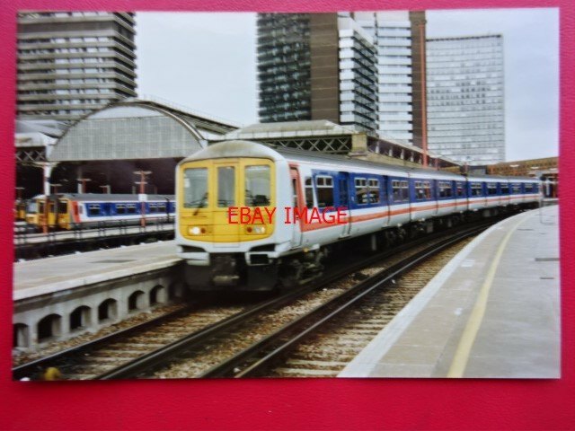 PHOTO BR CLASS 319 UNIT 319017 (2) | eBay