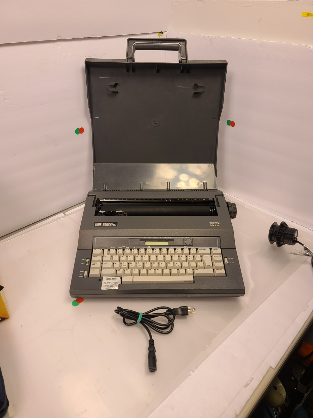 Smith Corona SD-250 Spell Right II Dictionary Electric Typewriter | eBay