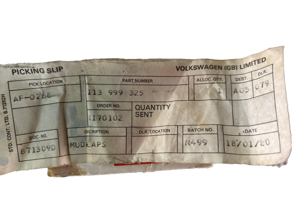 CLASSIC CAR VW BEETLE SPARE PARTS. EXCELLENT CONDITION SEE PHOTOS NO ...