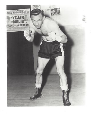 GLOSSY PHOTO PICTURE 8x10 Carmen Basilio Boxer Black And White | eBay