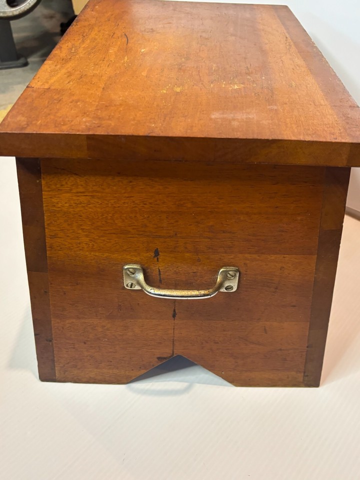 Vintage Farmhouse Wooden Locking Stool Trunk Chest Box Lidded Storage ...