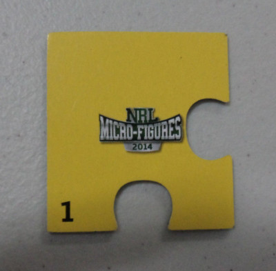 #T73 . 2014 NRL FOOTY MICRO FIGURE RUGBY LEAGUE FIELD JIGSAW PIECE #1 ...