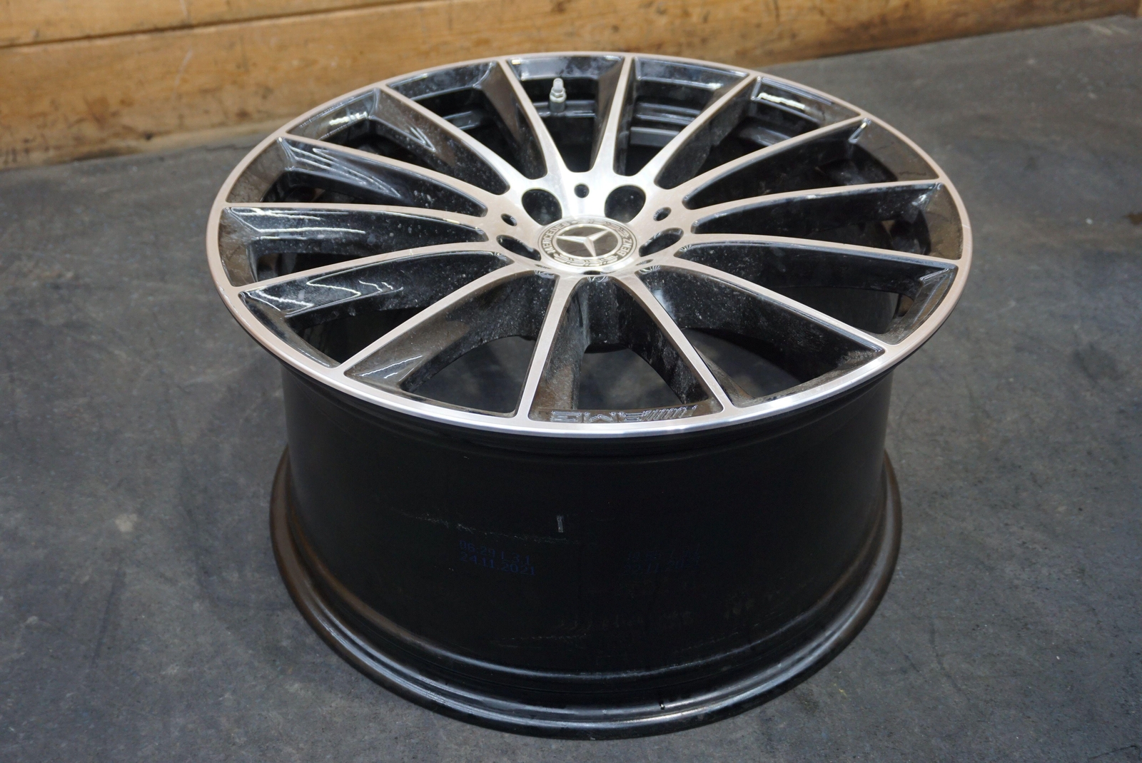 20x10 14 Spoke Black w/Machined Face 2234011600 Mercedes AMG S580 21-22 ...