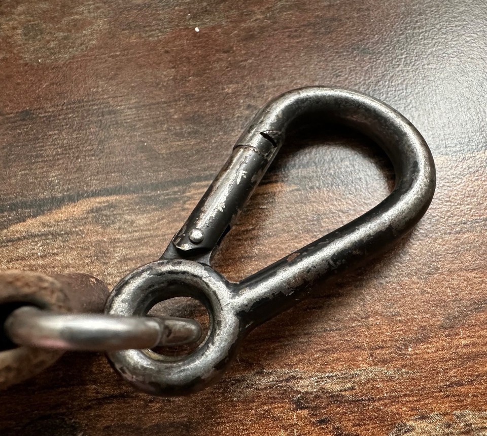 German-made leather belt for the MG3 machine gun (analogous to the MG42 ...