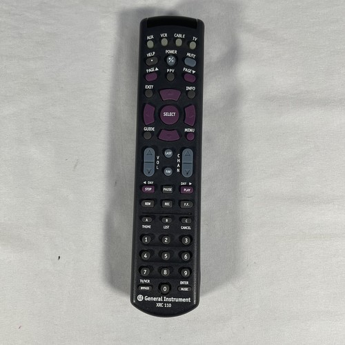 General Instrument XRC 110 GI Preprogrammed VCR TV Aux Cable Remote ...