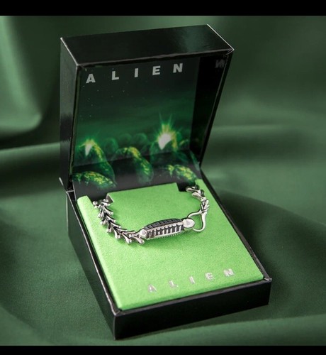 Alien Xenomorph RockLove Chain Jewelry NIB Official | eBay