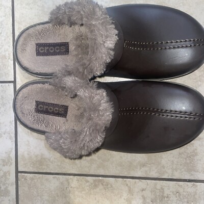 Crocs Womens Cobbler Clog Mules with Faux Fur Lining Brown/Walnut Size ...