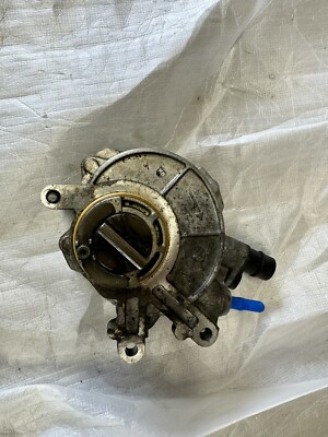 BMW F10 F12 550 650 750 M5 M6 X5 M X6 F86 Engine N63 S63 Vacuum Pump ...