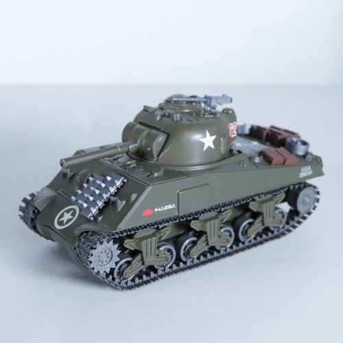 New Ray 1998 WWII Army M4A3 Sherman Tank Diecast 1:32 Battery Operated ...