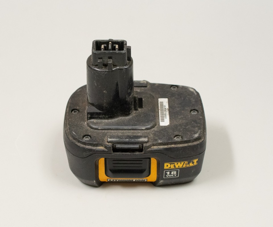 (MA4) DeWalt DC9310 Li-Ion/NiMH NiCd Battery Charger 7.2V-18V w ...