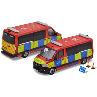 Era Car Mercedes-Benz Sprinter Metropolitan Police Model Van - 1:64 ...