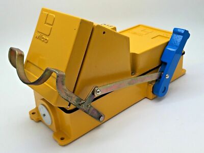 Clipsal Wilco WMC450 Switched Socket Outlet Metal Clad 4 Pin 500V 50A 3 ...