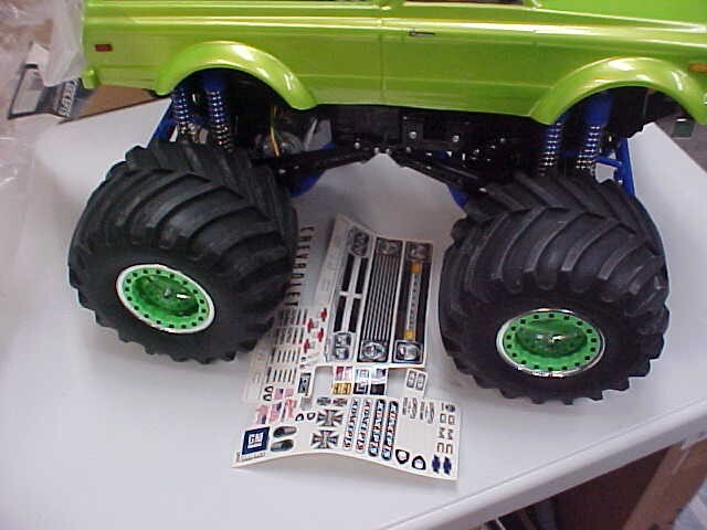 TAMIYA SUPER CLOD BUSTER CHASSIS NEW & CUSTON 70 CHEVY BODY CUSTOM PRO ...