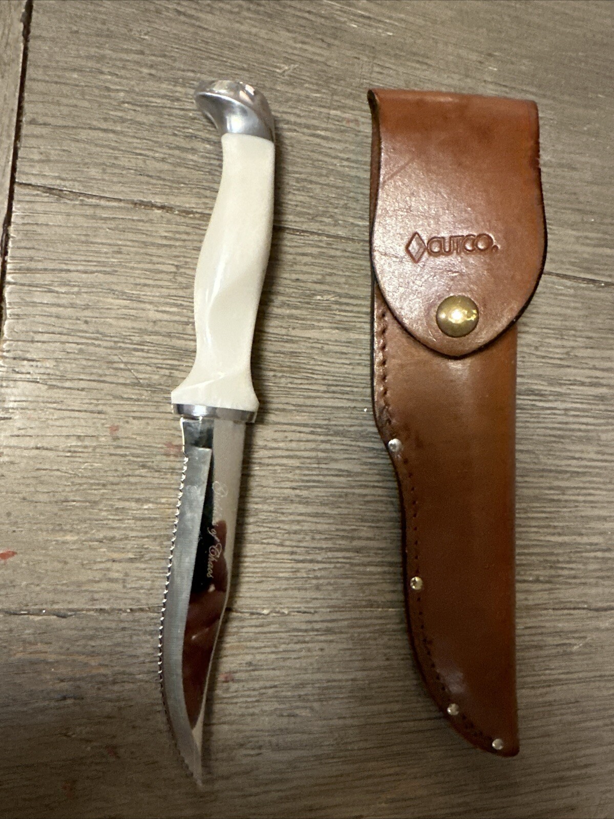*Mint* Vintage CUTCO 1769 JG OLEAN N.Y. Serrated HUNTING KNIFE Pearl ...