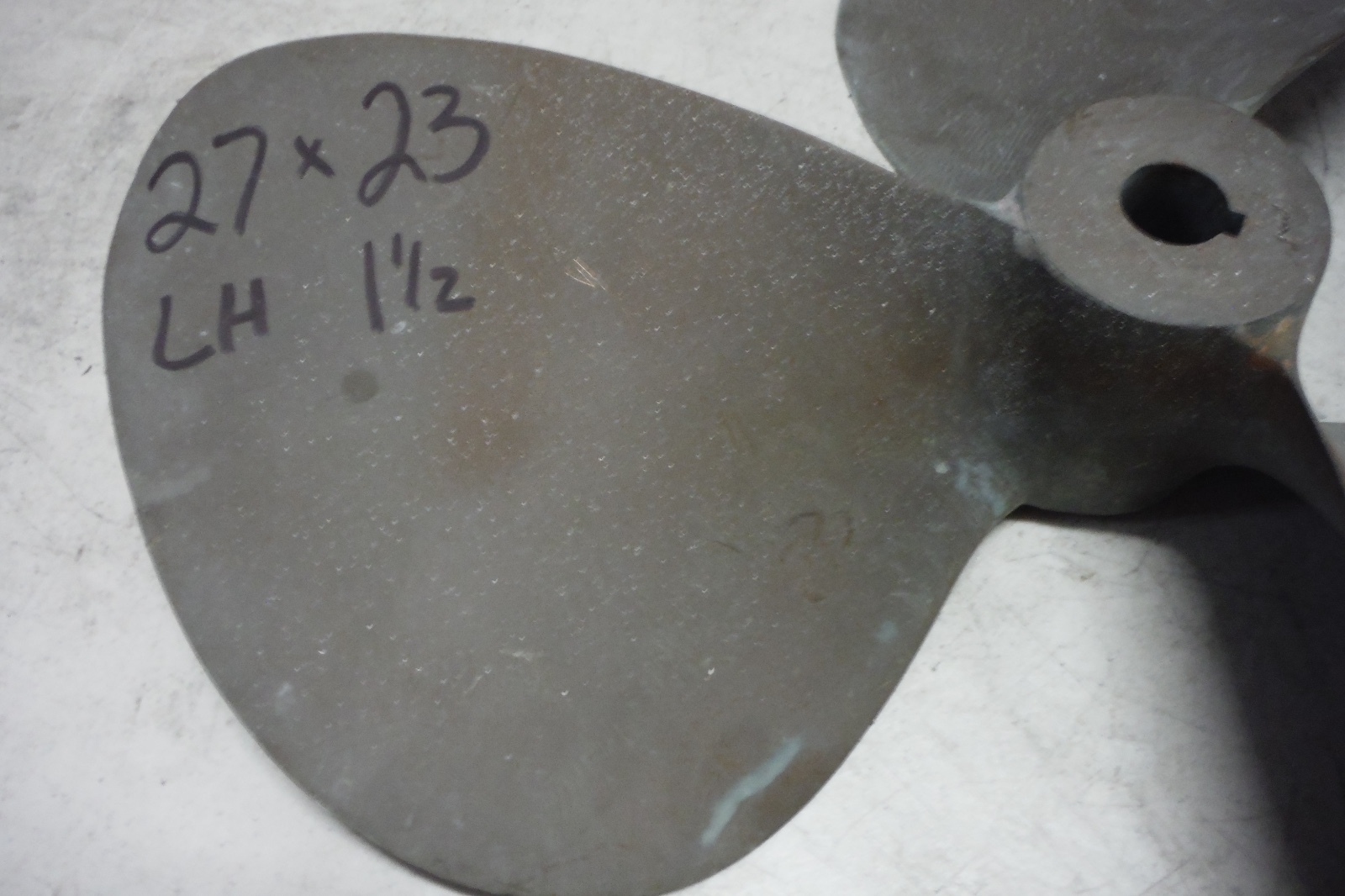 27 X 23 BRONZE 3 Blade LH Propeller 1-1/2” Bore Prop Inboard Wheel ...