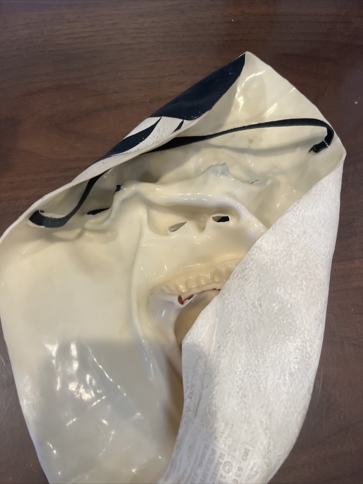 1997 Kiss Gene Simmons Paper Magic Mask! Vintage | eBay