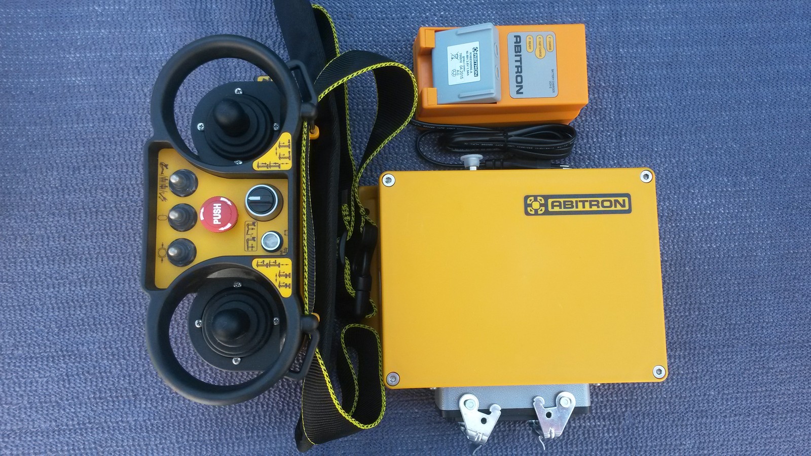 Reparaturangebot für Funkfernsteuerung ABITRON /HETRONIC /HBC ...