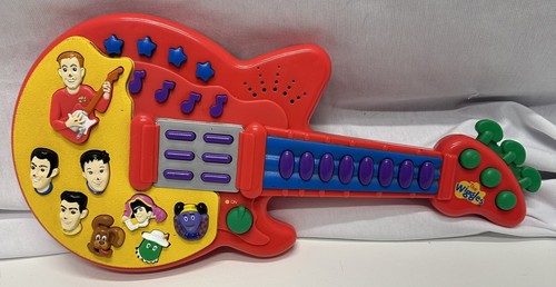 THE WIGGLES KIDS MUSICAL PUSH BUTTON GUITAR TOY 2003 SPINMASTER 16 ...