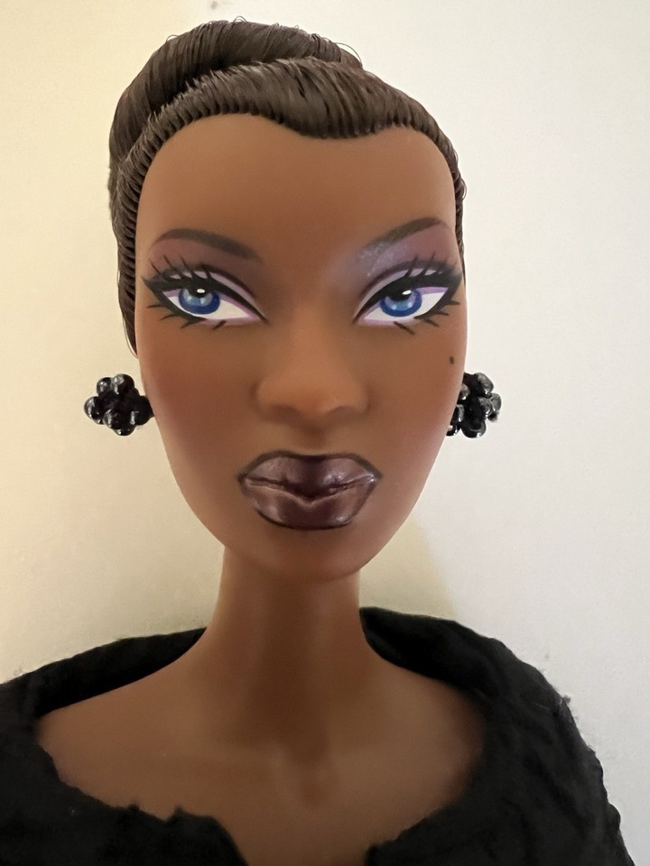 Adele Makeda Suited Luxury Fashion Royalty Integrity Doll | eBay