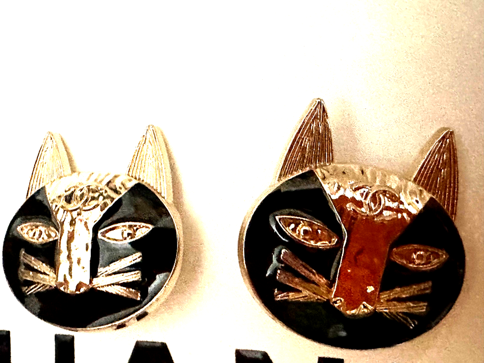 SET OF 7 CHANEL BUTTONS , LUCKY BLACK CAT! METAL COCO MARK CC CAT ...