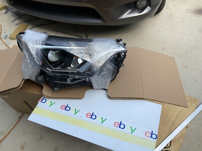 2016-2018 Toyota RAV4 Composite Headlamp Right Halogen 811100R080 | RH ...