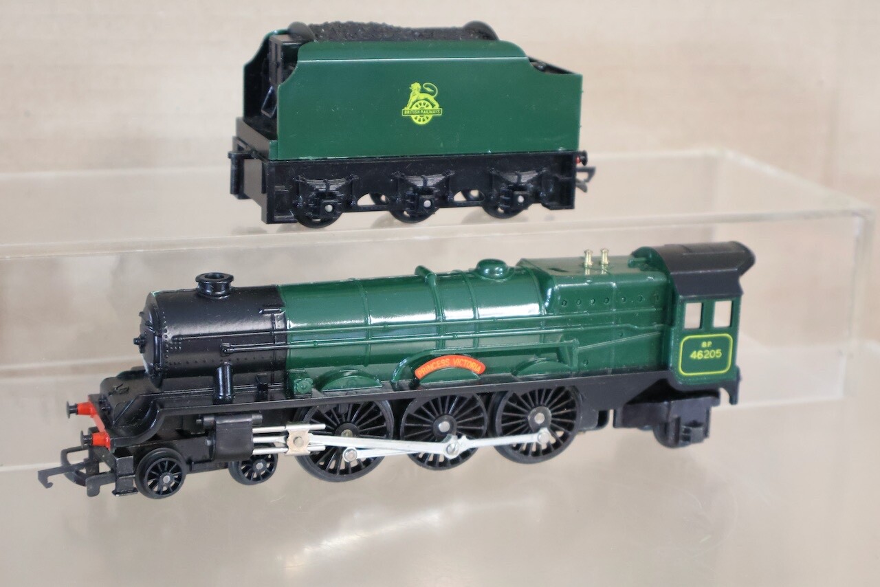 TRIANG HORNBY R053 BR 4-6-2 PRINCESS CLASS LOCOMOTIVE 46205 princess ...