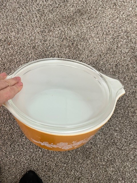 Vintage Pyrex 475-B Butterfly Gold Oval 2.5 Quart Casserole Dish with ...