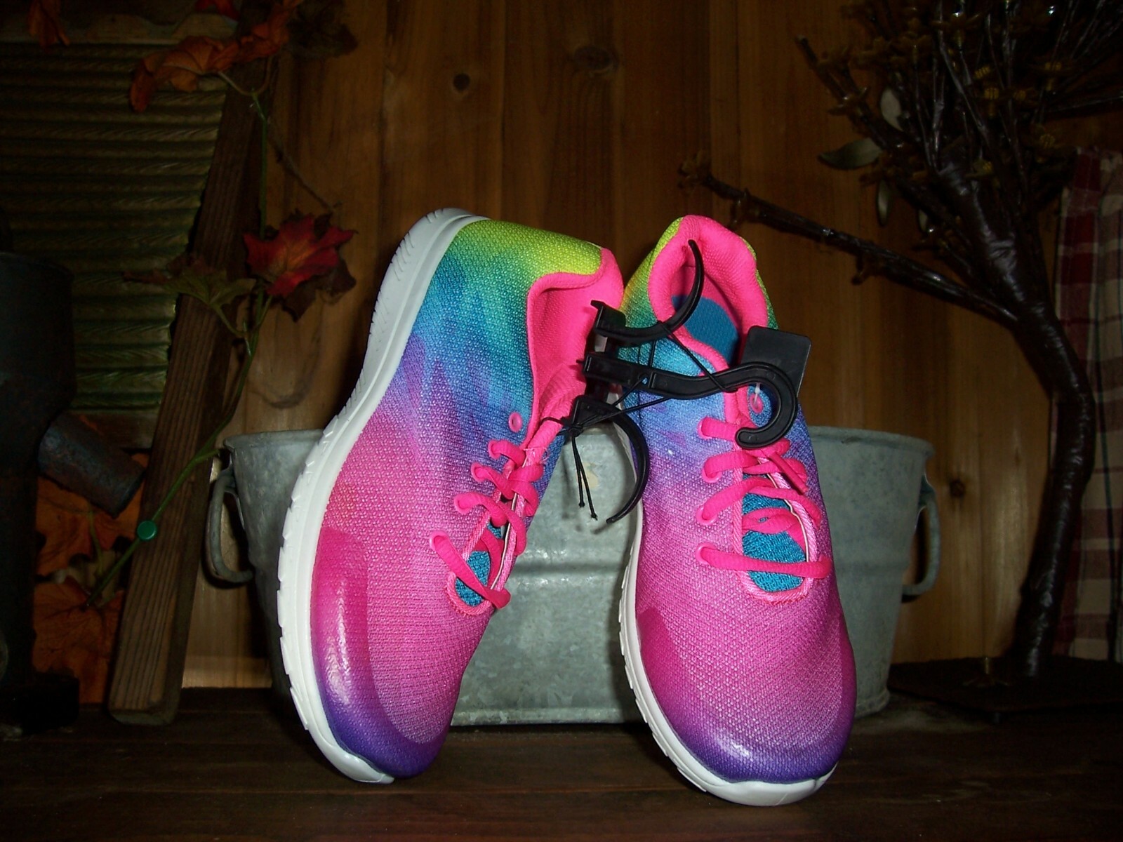 ATHLETIC WORKS GIRLS RAINBOW COLOR ATHLETIC SCHOOL SHOES SNEAKERS SIZE ...