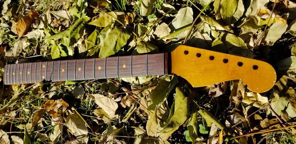 Aged Clay Dot Inlay - Relic For Fender Strat/Tele Neck - Aged Brown | eBay