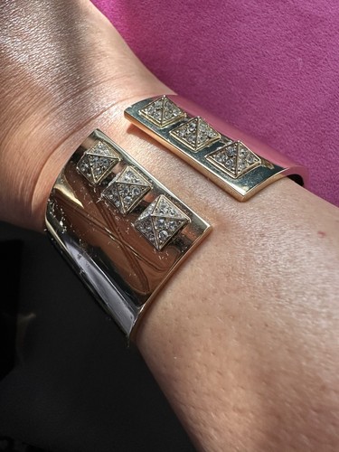 Victoria’s Secret VS CUFF BRACELET Scandalous STATEMENT RHINESTONE 6 W/Box | eBay