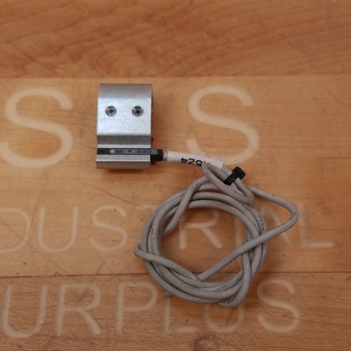 SMC D-A93 Magnetic Reed Switch With A7-08 Hook On Clamp - USED | eBay