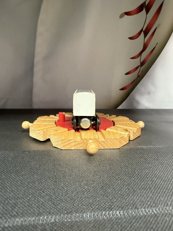 Knapford Express Coach 1994 Flat Magnet Thomas & Friends Wooden Train ...