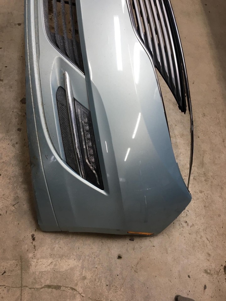 14 LINCOLN MKZ Crack Dent Curb Rash Front Bumper | eBay