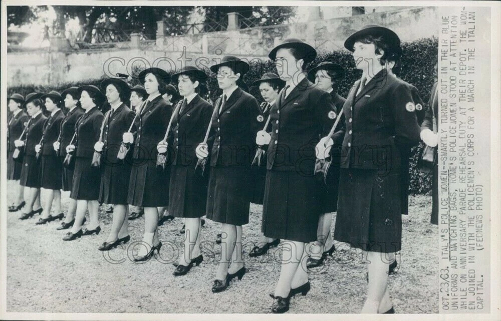 Italian Police Uniform