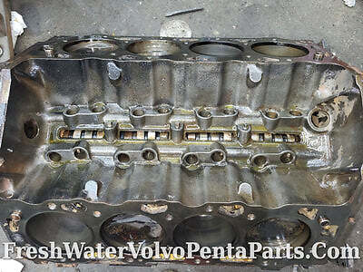 Volvo Penta 7.4L GM 454 Big block Chevy Short Block 4 Bolt Main engine ...