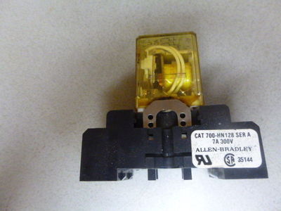 USED IDEC RELAY RY4S-U WITH ALLEN BRADLEY MOUNT 700-HN128 FREE SHIPPING ...