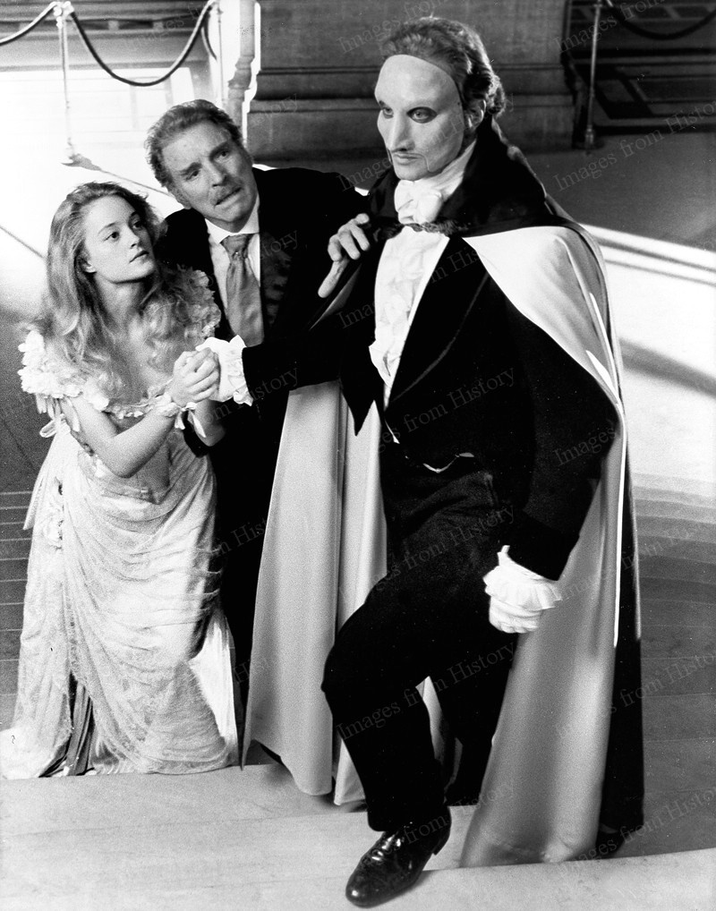 Charles Dance Phantom Of The Opera