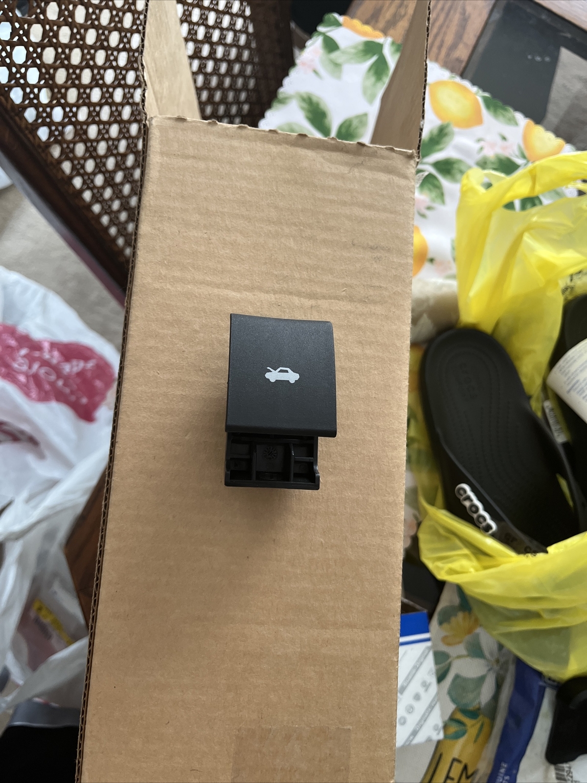 Hood+Latch-North%2C+VIN%3A+B%2C+4+Door%2C+Sport+Utility+Mopar+fits+19 ...