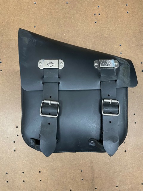 Genuine Harley Davidson Softail Single-sided Swingarm Bag 90201567 for ...