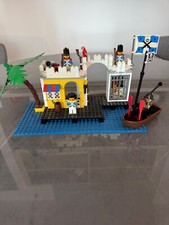 LEGO 6267 Lagoon Lock-Up Instructions and Parts List